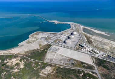 Reload your LNG ship in Zeebrugge